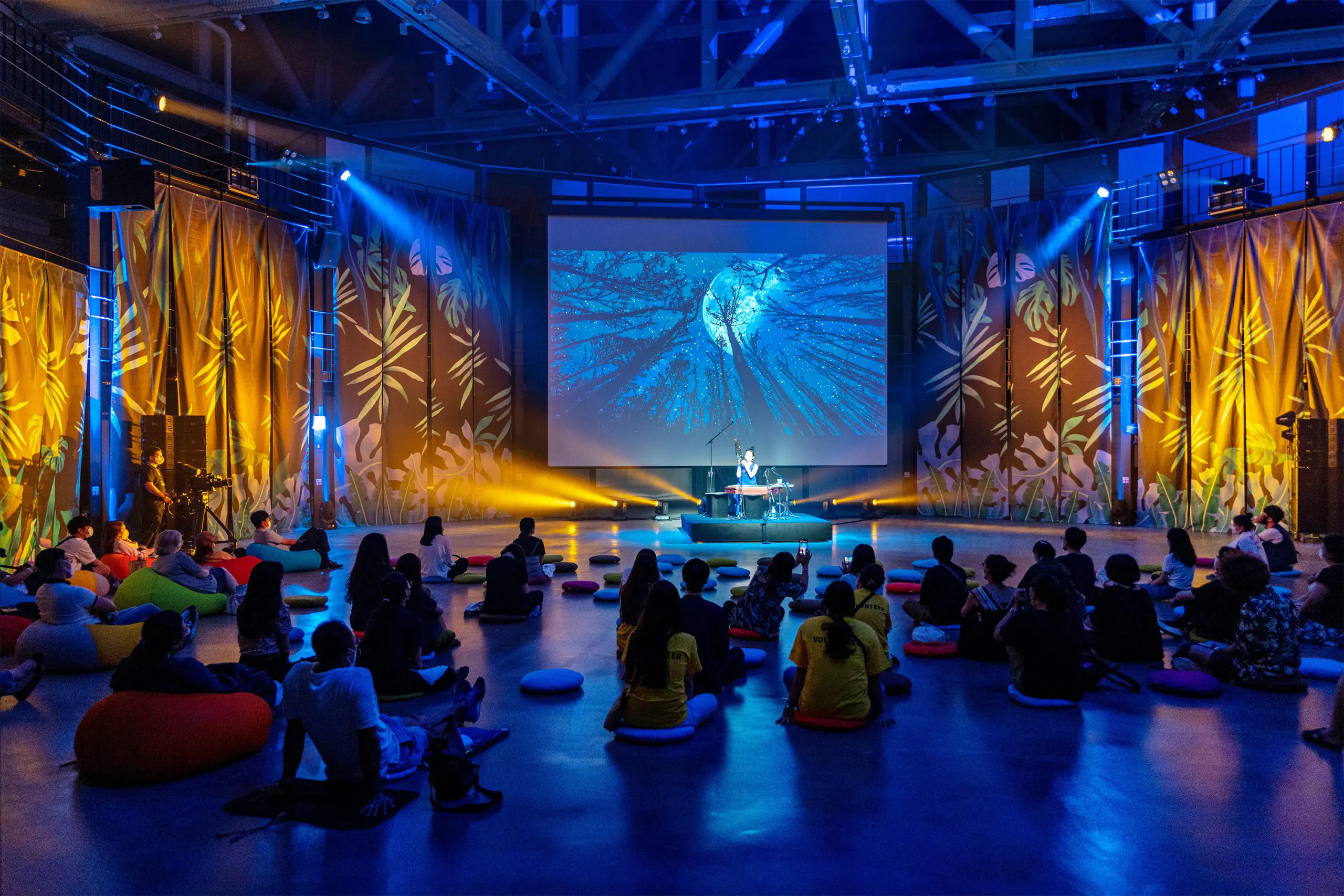 What is the best lighting for stage? - ESR Light