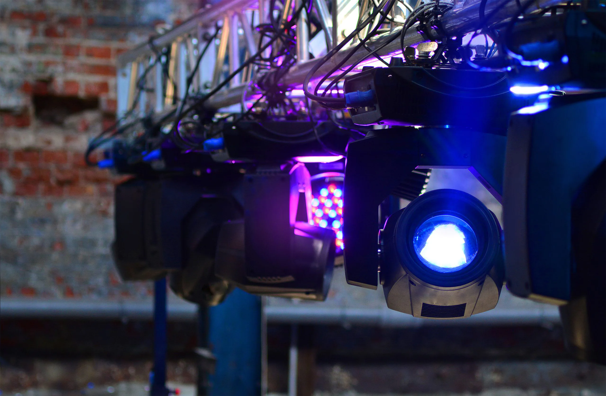 What is the light on a stage called? - ESR Light